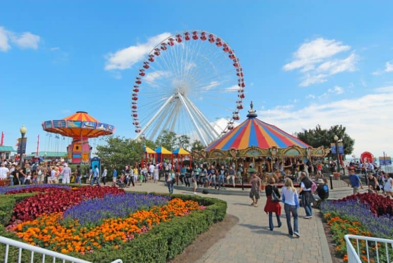 3 dicas para aproveitar os parques de diversão no exterior | Familia